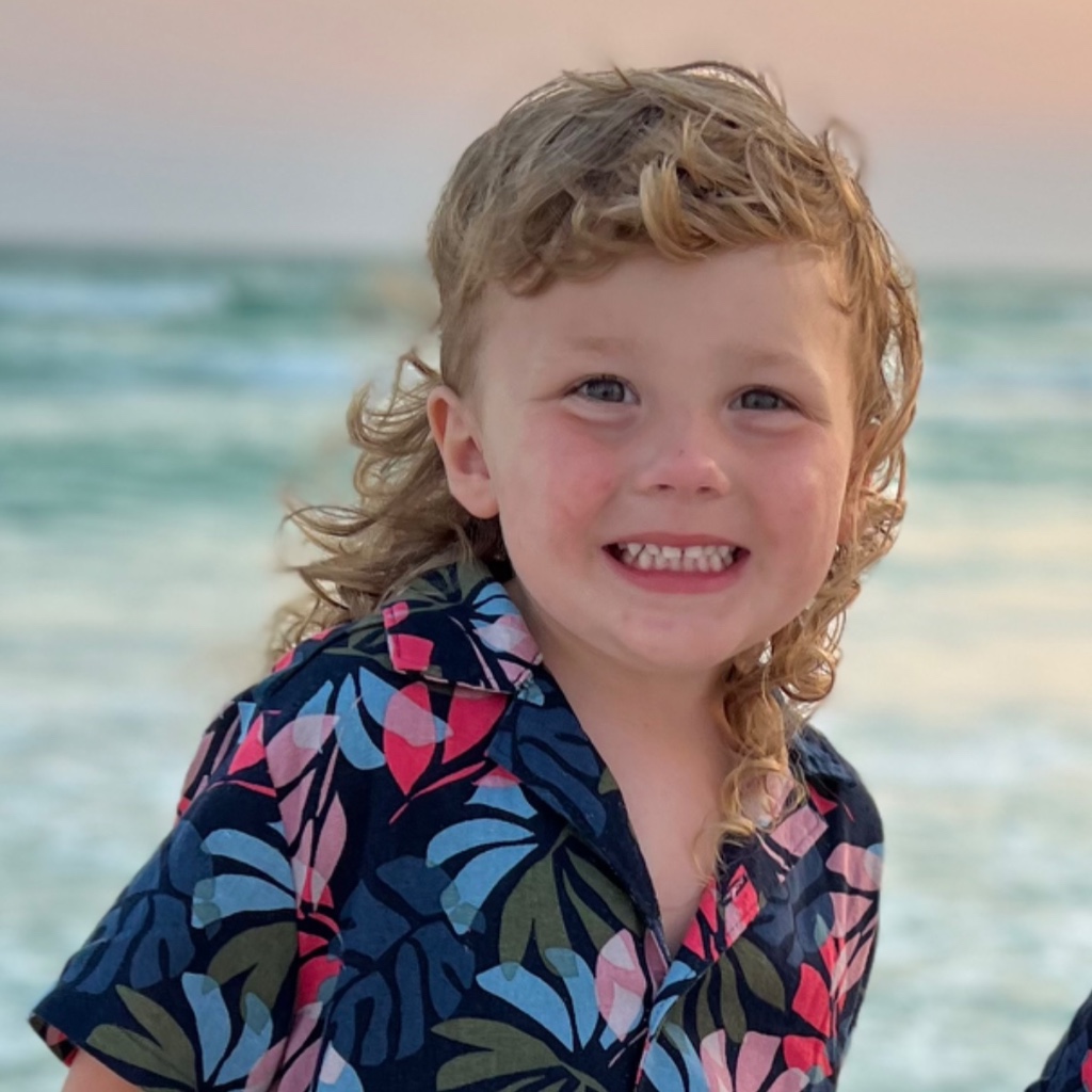 Julie Clubb's Instagram, Twitter & Facebook on IDCrawl